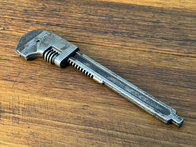 VINTAGE FORD CANADA Script Logo 9" F-Wrench Spanner Tractor Car Tool ...