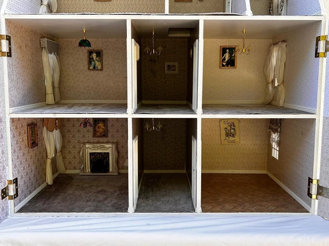 BEAUTIFUL GEORGIAN STYLE Dolls House ‘Eaton House’ 1/12 Scale £312.70 ...