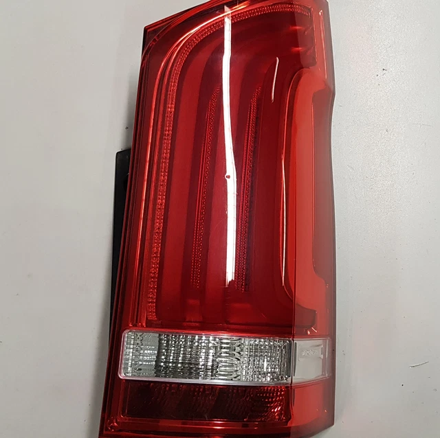 RÜCKLEUCHTE HECKLEUCHTE LED rechts A4478200664 Original Mercedes V ...
