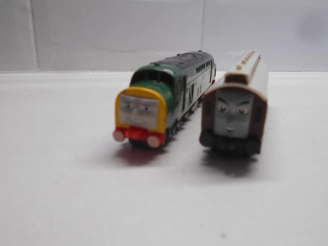 THOMAS THE TANK engine ertl trains derek and old slow coach £8.99 ...