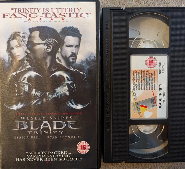 BLADE TRINITY VHS Video PAL £19.99 - PicClick UK