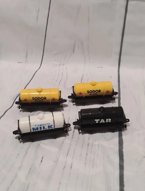 ERTL 1993 SODOR Fuel, Tar & Milk Tankers Thomas & Friends Take Play ...