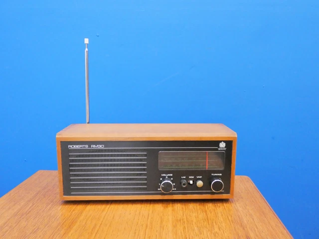 RETRO ROBERTS RADIO RM30, teak cabinet, mains transistor, working ...