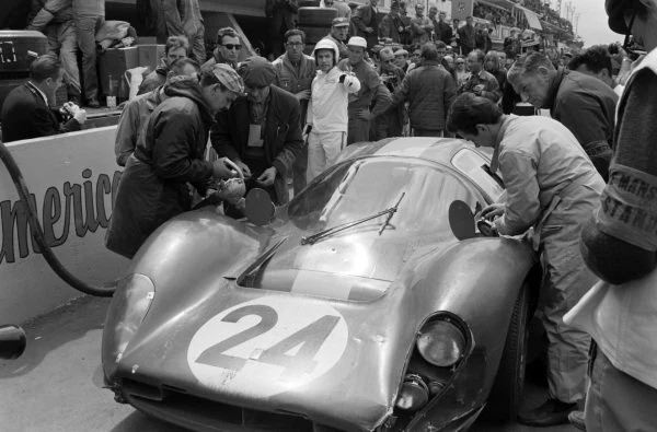 WILLY MAIRESSE & Jean Blaton Ferrari 330P4 Le Mans 1967 Motor Racing ...
