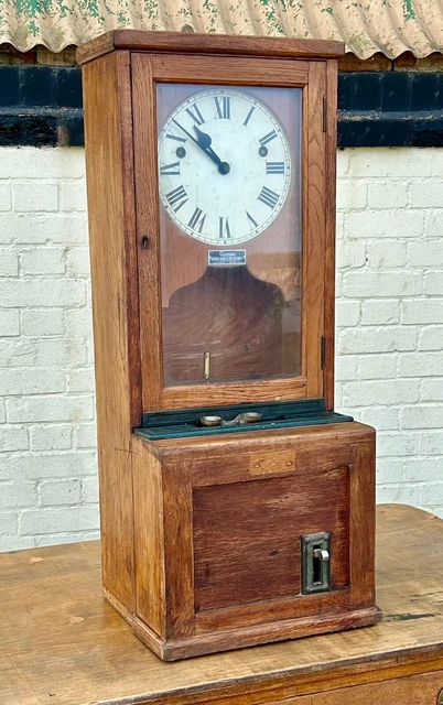 VINTAGE GENSIGN CLOCKING In Machine Clock Antique Vintage Time Watch ...