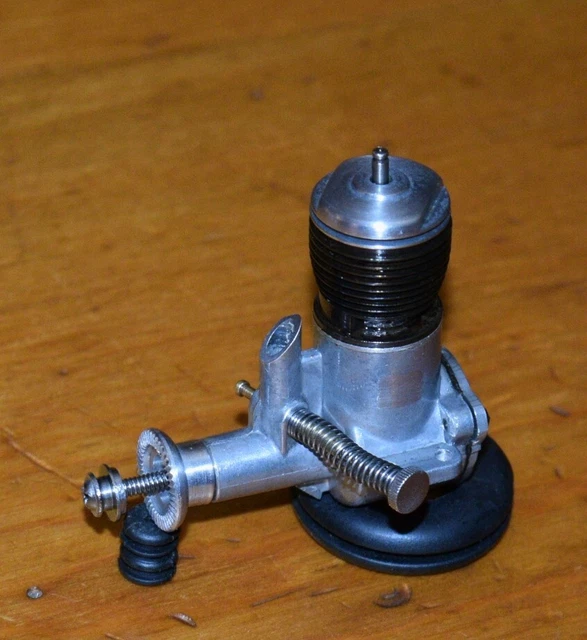 1961 FOX .07 Compact Stunt Motor control line model airplane engine ...