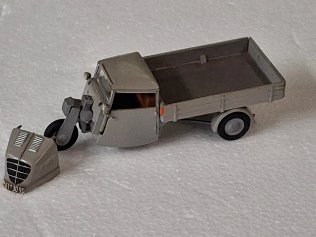 GUSSMODELL, KLEINSERIE 1/43 Tempo Dreirad Pritsche grau, Motorklappe ...
