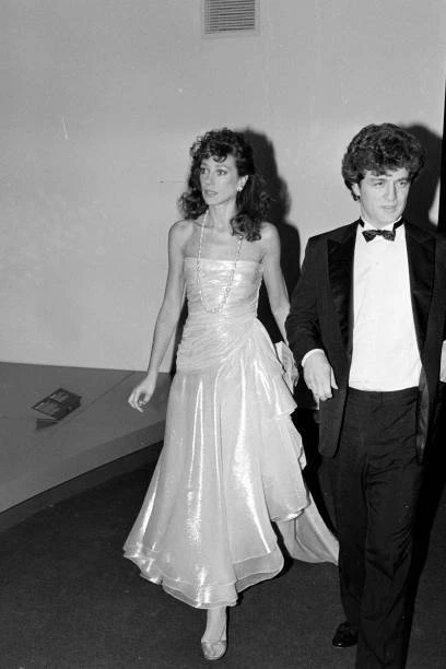 ACTRESS MARISA BERENSON & her husband Aaron Richard Golub Old Photo 5 ...