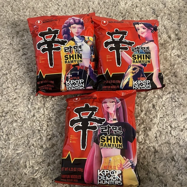 KPOP DEMON HUNTERS Shin Ramyun Ramen 3 Pack Rumi Zoey Mira Best By 12/ ...