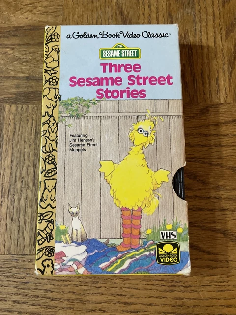 SESAME STREET THREE Sesame Street Stories VHS EUR 13,80 - PicClick IT