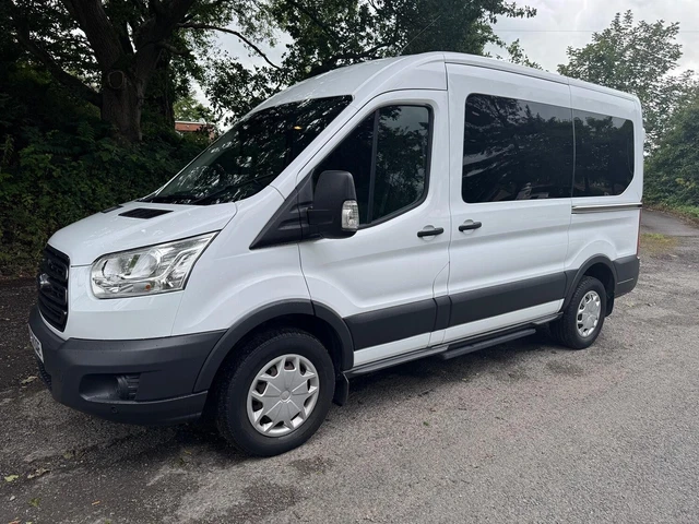 FORD TRANSIT MINIBUS, 12 Seat Trend, 2.2, White. Euro 6 / Ulez ...