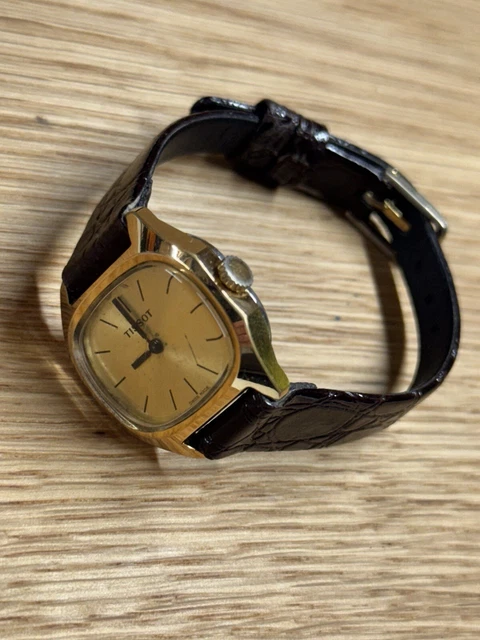 TISSOT LADIES GOLD Plated Plaque G10 Manual Wind Dress Watch. Model ...