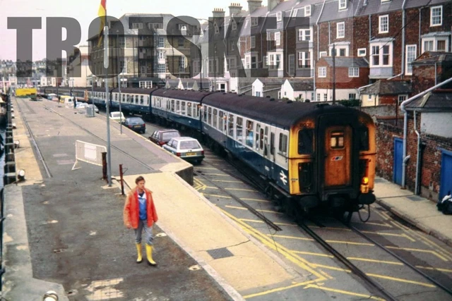 35MM SLIDE BR British Rail Electric EMU Class 423 4VEP 8031 Weymouth ...