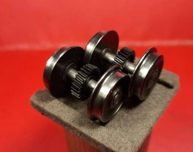 TRIANG HORNBY X116 Smooth Shallow Wheel Axle Set VGC R55 R155 R159 R253 ...