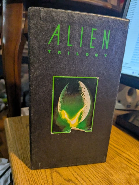 ALIEN TRILOGY BOX Set of Three VHS Tapes (1993) Pre-Owned $23.13 ...