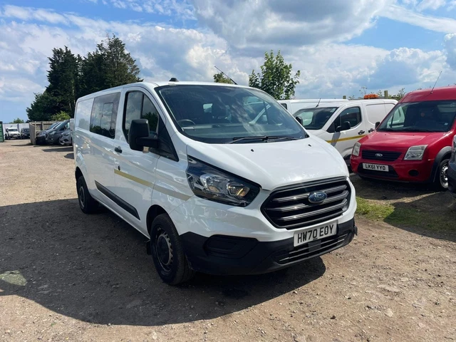 2020 FORD TRANSIT Custom 2.0 EcoBlue 130ps Low Roof D/Cab Leader Van ...