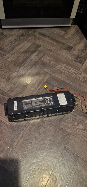 SEGWAY NINEBOT G30 Max Electric Scooter Battery Pack 36v 15300mAh £65. ...