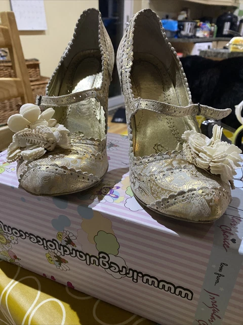 IRREGULAR CHOICE COURTESAN Floral Gold T Bar Shoes Size 8 £32.00 ...