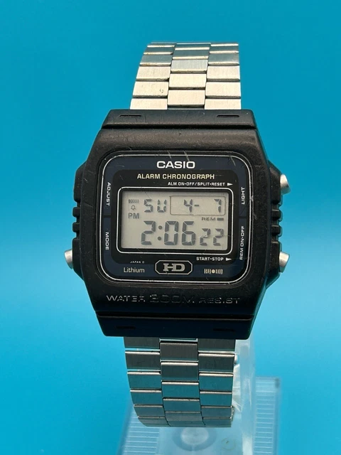MONTRE NUMÉRIQUE LCD VINTAGE CASIO DW-240 [module 690] FACE BLEUE ...