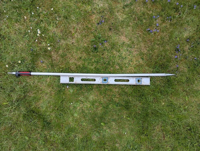 LEICA GLS12 GPS Pole Bent - For Parts only (Straight edge not included ...