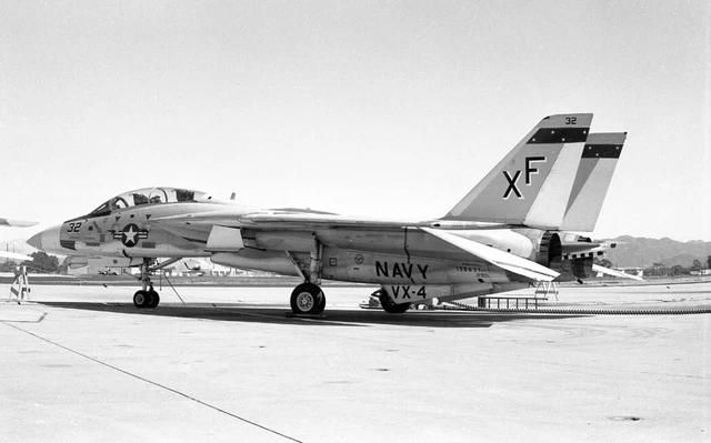 VX-4, US NAVY, Grumman F-14A Tomcat, 158621 '4/VX', c1973 - original B ...