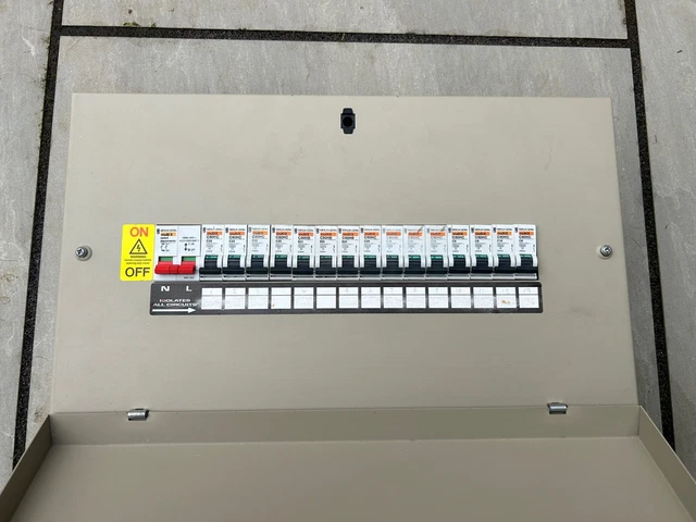 MERLIN GERIN Distribution Board Box Fuse Consumer Unit 13 Way Metal £89 ...