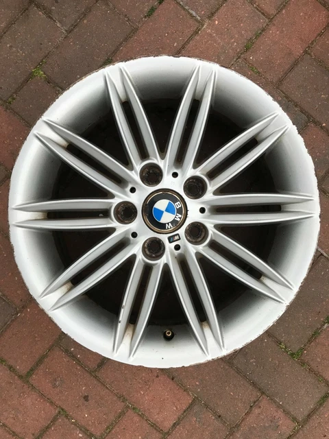 BMW 1 SÉRIE E81 E82 E87 E88 17 " Style 207M Arrière Alliage Roue Jantes ...