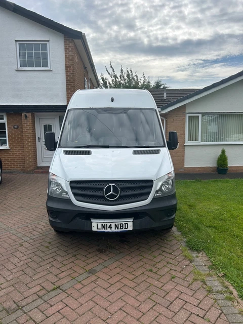 MERCEDES SPRINTER MEDIUM Wheel Base High Roof No Vat £5,500.00 ...