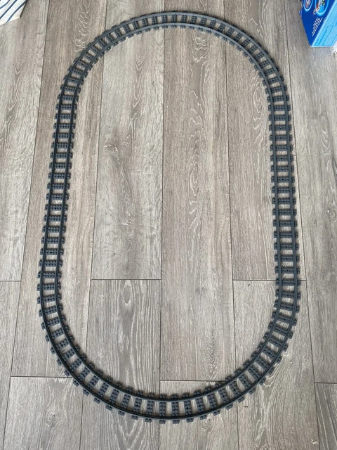 LEGO TRAIN TRACK Oval Layout 16X Curved And 8X Straight Track 60051 . £ ...