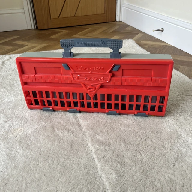 DISNEY PIXAR CARS 2 World Grand Prix Race Launcher Playset £18.27 ...