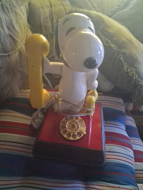 VINTAGE SNOOPY & Woodstock Rotary Phone 1976 American ...