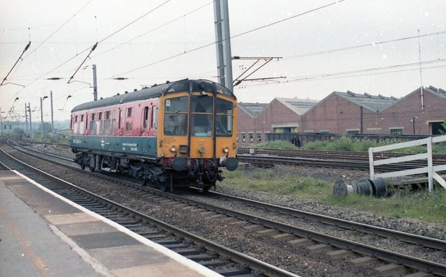 ORIGINAL 35MM COLOUR negative of Test Coach Iris DMU £2.25 - PicClick UK