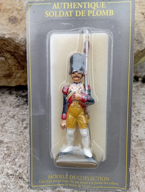 SOLDATS DE PLOMB napoléon / Le gendarme d’élite à pied en grande tenue EUR 6,00 - PicClick FR