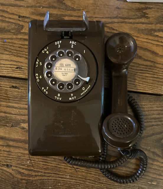VINTAGE STROMBERG CARLSON Brown Wall Phone #3554 Rotary Telephone With ...