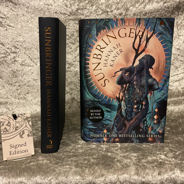 HANNAH KANER SIGNED Sunbringer 1/1 HBK Waterstones Edition Sprayed NEW ...