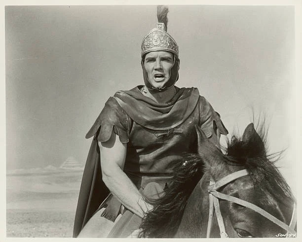 ACTOR STEVE REEVES as Warrior 1960 OLD MOVIE PHOTO 1 $8.50 - PicClick AU