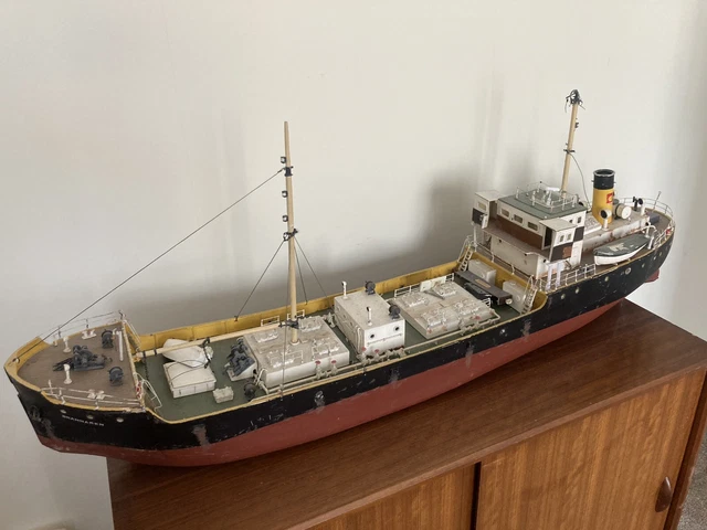 CALDERCRAFT RADIO Controlled model tanker Brannaren Billing Boats £250. ...
