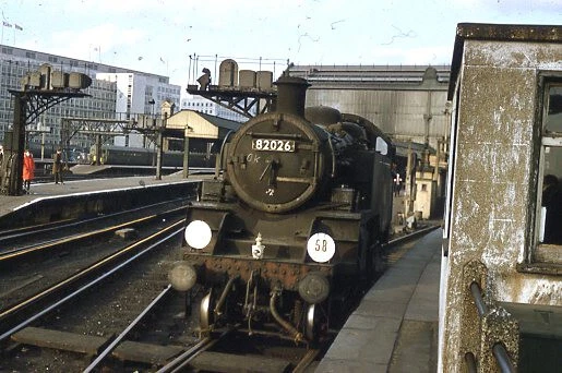 ORIGINAL COLOUR SLIDE of 82026 BR Standard steam loco £4.36 - PicClick UK