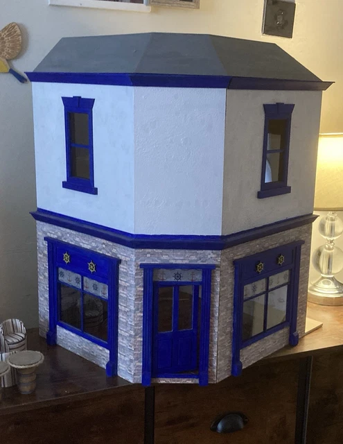 DOLLS HOUSE CORNER Shop 1.12th Scale Ground Floor And First Floor £89. ...