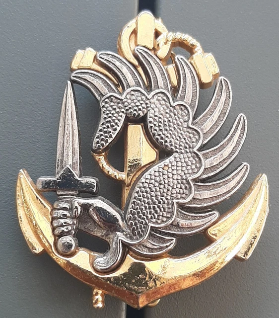 INSIGNE DE BÉRET RPIMA Parachutiste Troupes de Marine métal ORIGINAL ...
