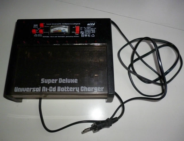 ELTA SUPER DELUXE Universal Ni - CD Battery Charger Luxus Batterie ...