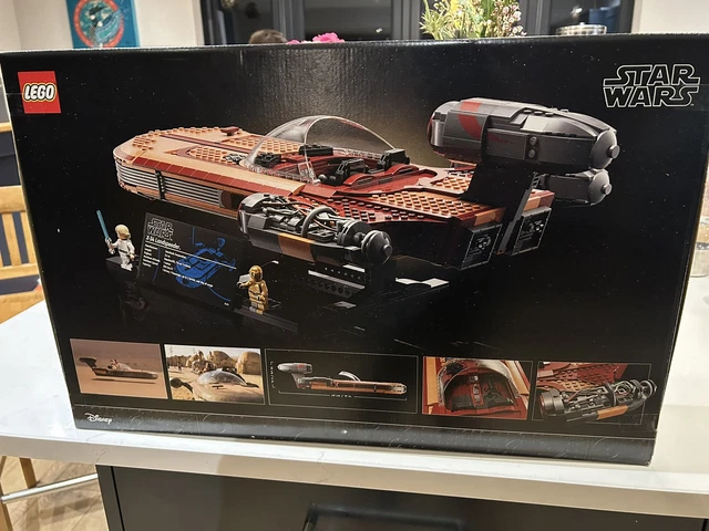 LEGO STAR WARS: UCS Luke Skywalker Landspeeder (75341) £167.11 ...