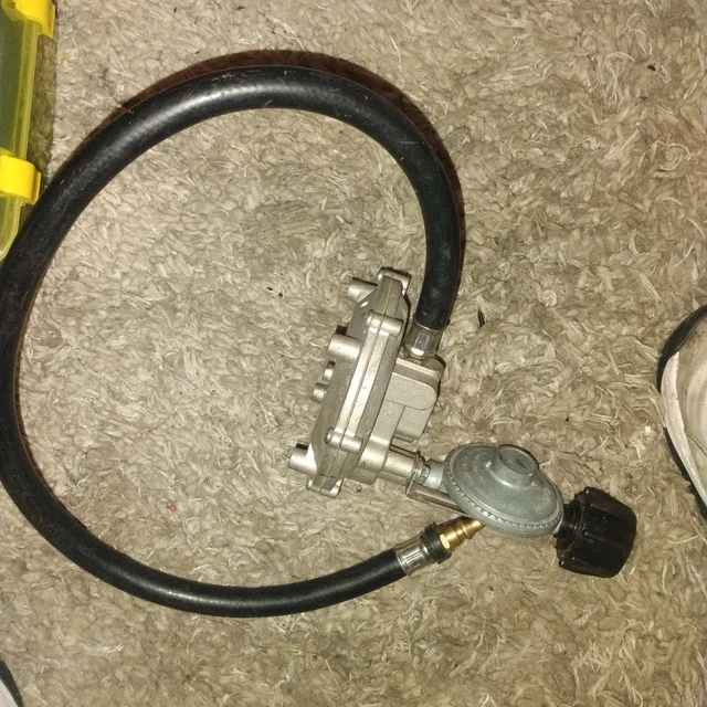 CHAMPION DUAL STAGE Propane LP Gas Regulator Hose Assembly for RV ...