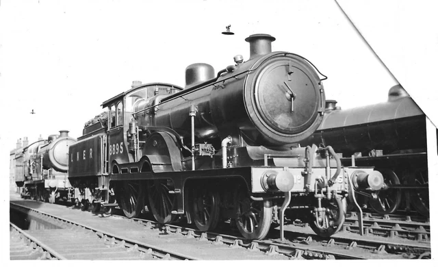 LNER EX Great Eastern - D15 4-4-0 8895 - Vintage Image - # L4480 £1.50 ...