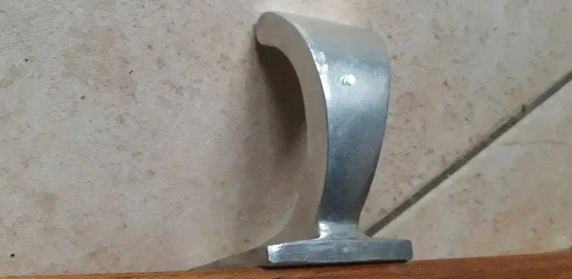 3 PATERES PORTE-MANTEAUX alu vintage sur support chêne 60 cms EUR 29,00 ...