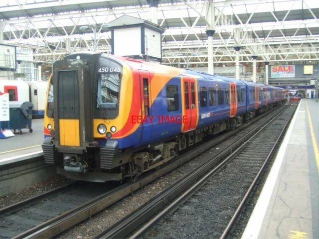 PHOTO CLASS 450 Desiro Outer 4-Car Emu No 50 045 At Waterloo 08/07 £2. ...