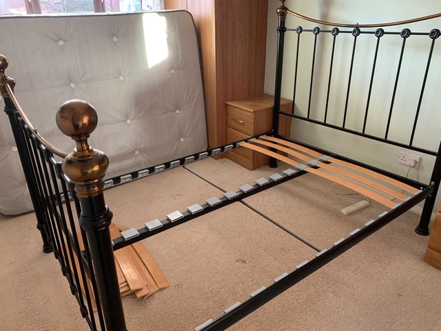 VICTORIAN STYLE DOUBLE Bed Frame. Original Bed Company Selkirk Frame £ ...