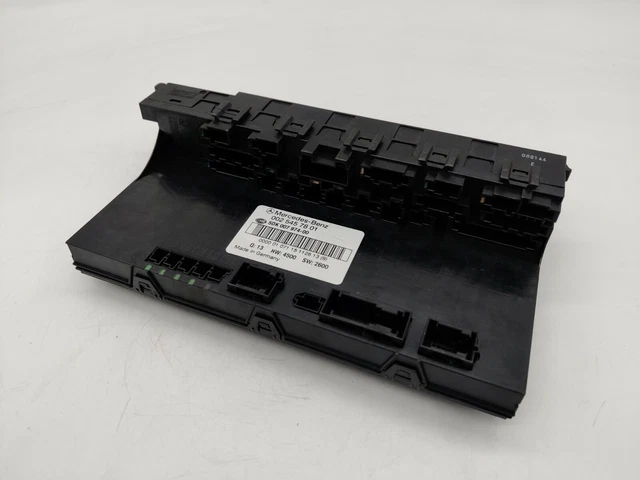 MERCEDES-BENZ W209 W203 Fuse Box Sam Module Control Unit A0025457801 ...