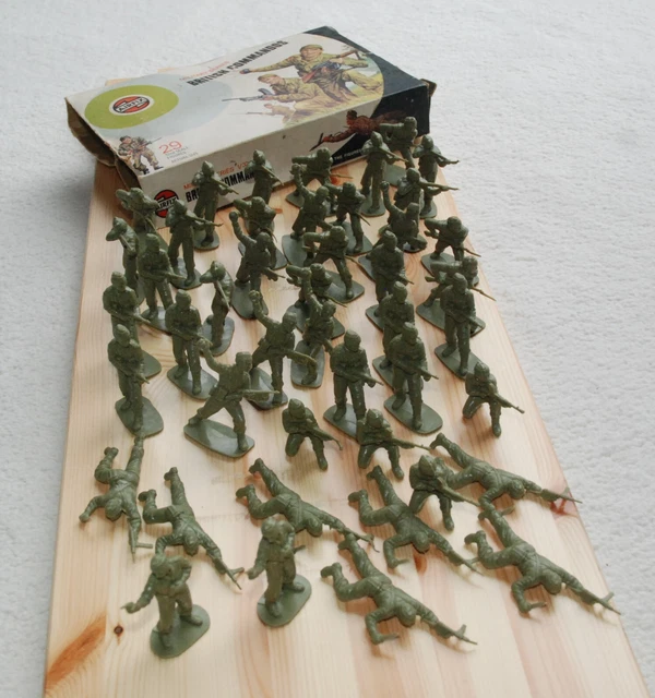 ORIGINAL VINTAGE AIRFIX British Commandos 1/32 scale 1970s Full Set ...