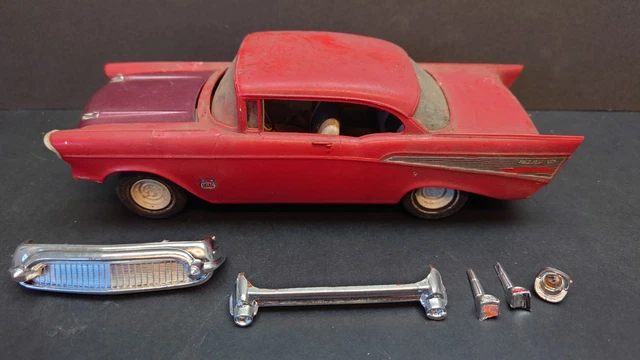 AMT 1957 CHEVROLET Hardtop Built - 1/25 Scale Model Kit Collection Lot ...